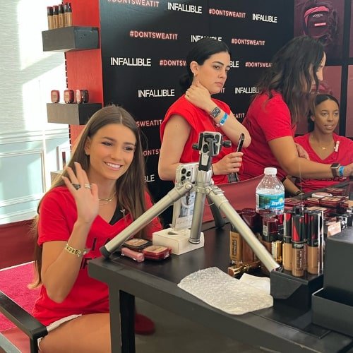 AN EXCLUSIVE OFFER FOR OUR VARSITY SPIRIT COMMUNITY - L'Oréal Paris