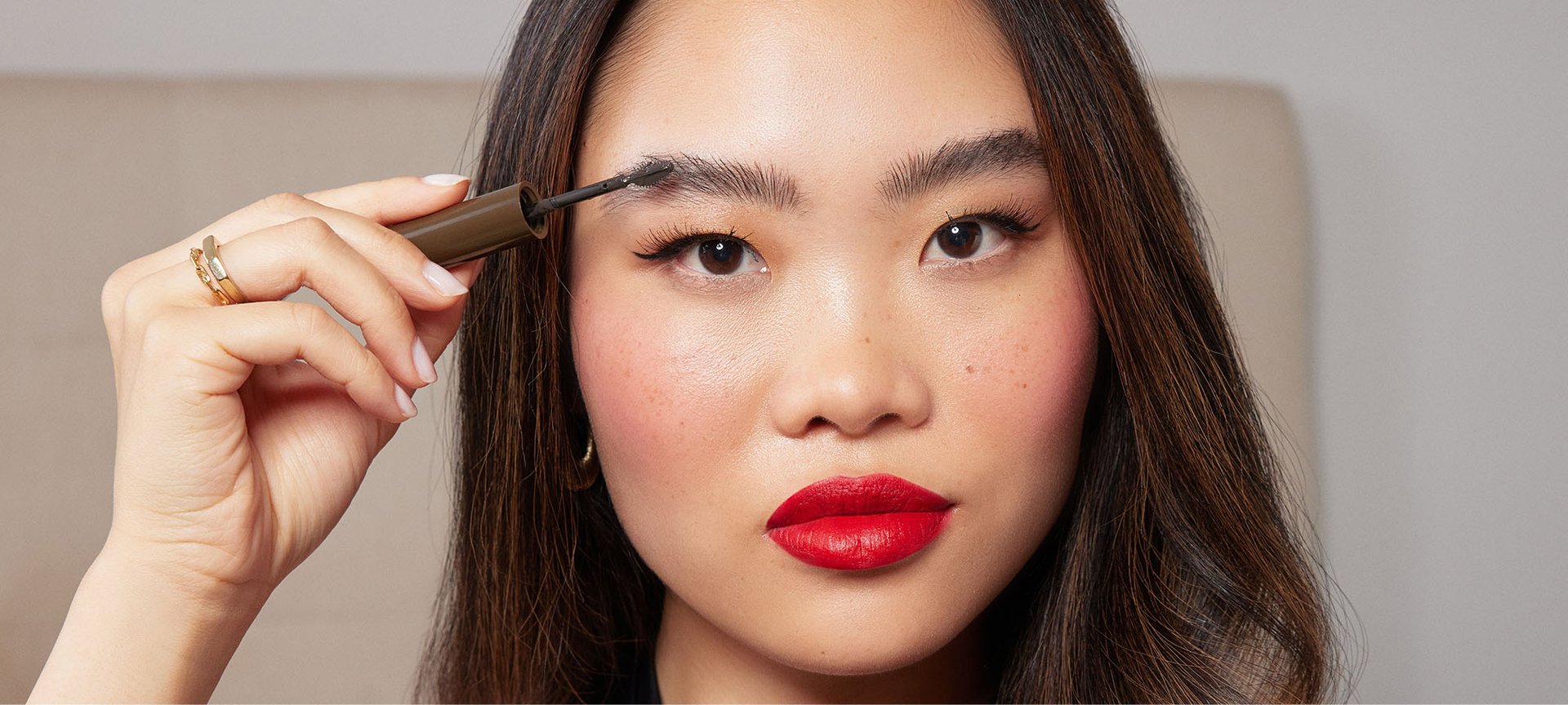 The Difference Between Microblading And Eyebrow Tinting Loréal Paris