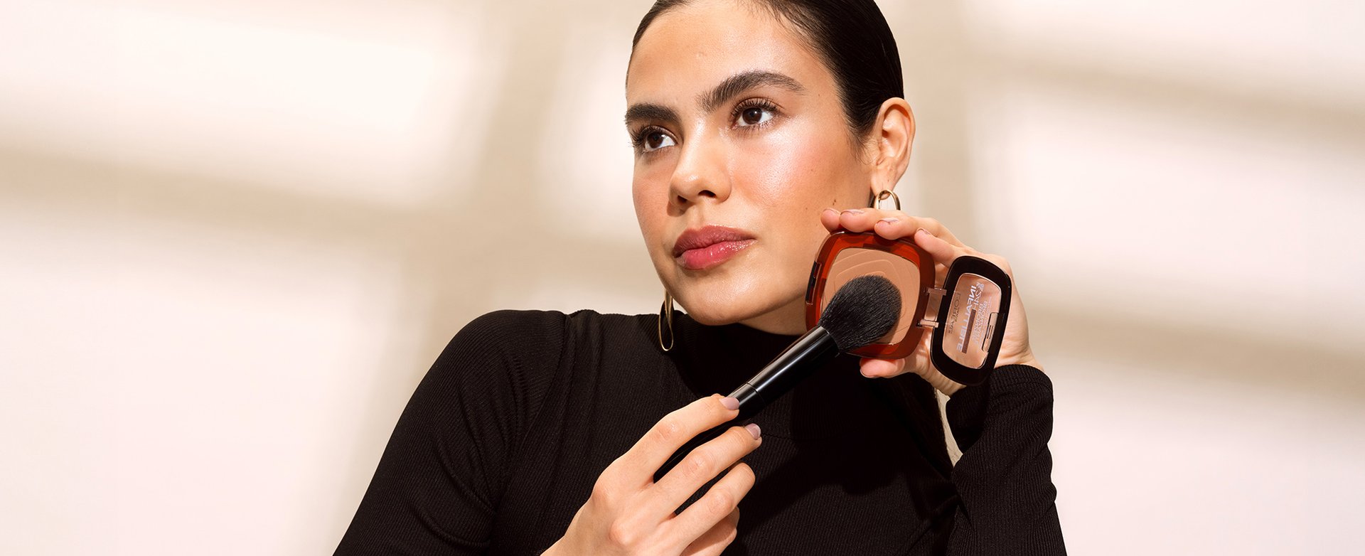 Bronzer vs. Contour: Differences & How to Use Both | L’Oréal Paris