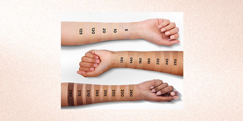 The Difference Between Powder and Liquid Foundation | L’Oréal Paris