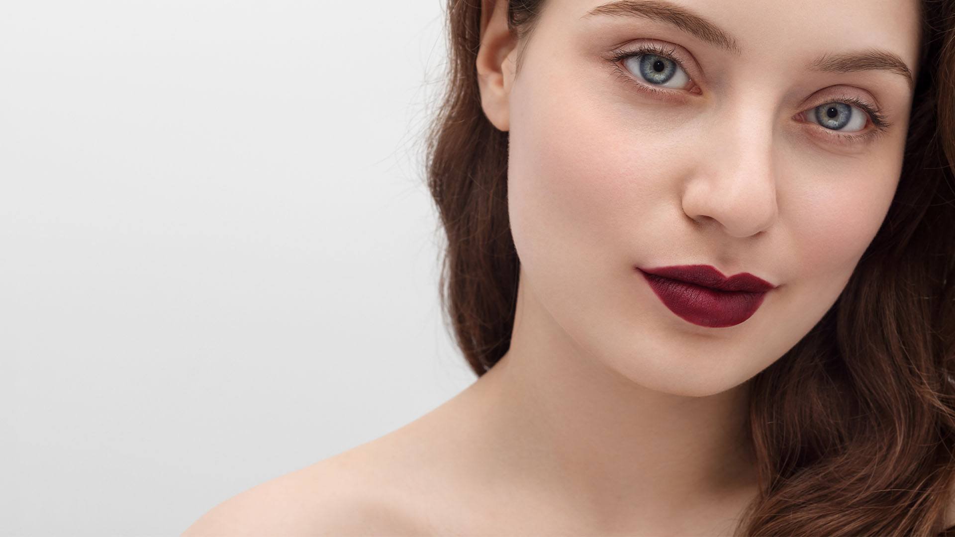 6 Ways To Wear Burgundy Lipstick This Season - L’Oréal Paris
