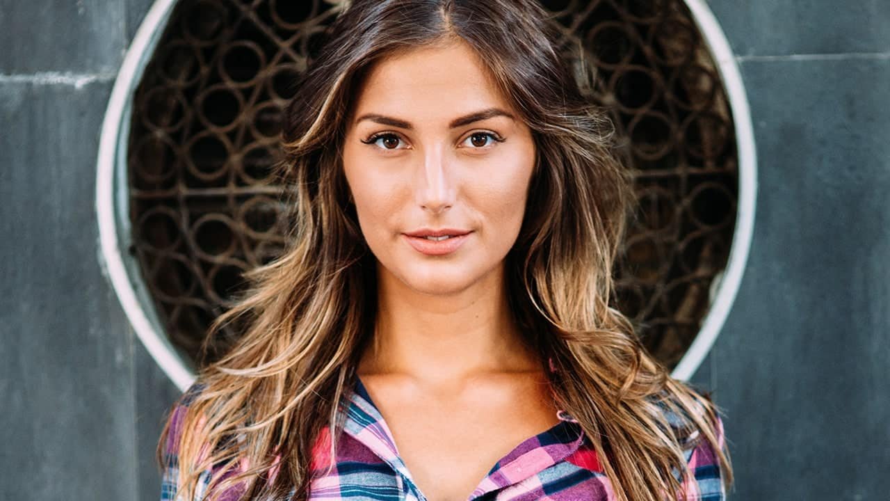 Negative Space Hair Color Trend - Hair Care Routine - L'Oréal Paris