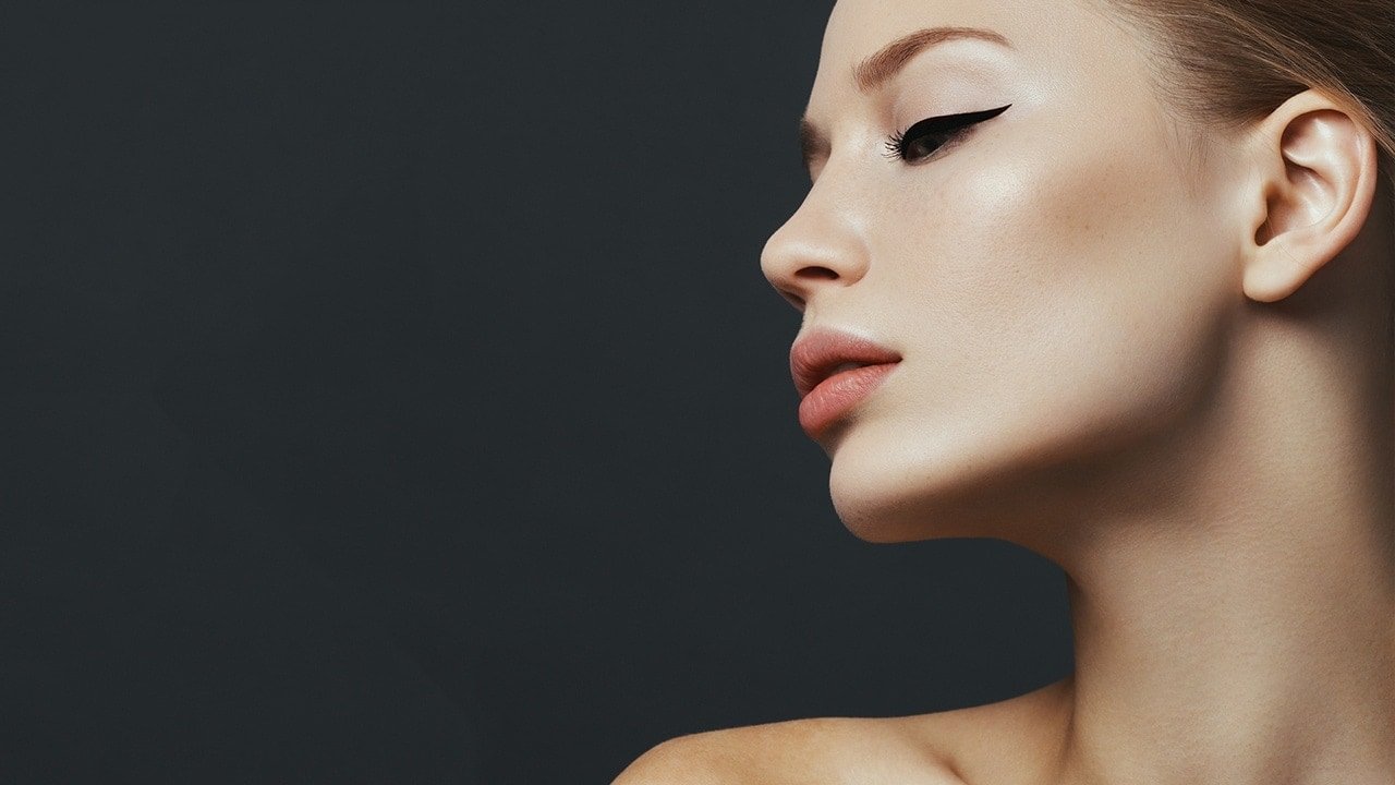 How to Do Winged Eyeliner, The Easy Tutorial - L’Oréal Paris