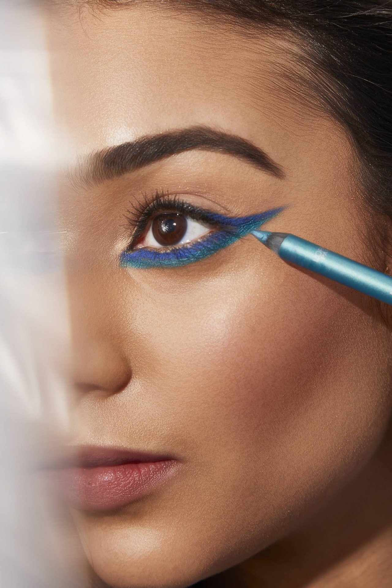 Discover & Follow the Latest Makeup Trends with L'Oréal Paris