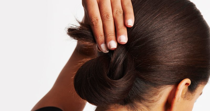 Sleek_Bun_840x444_02