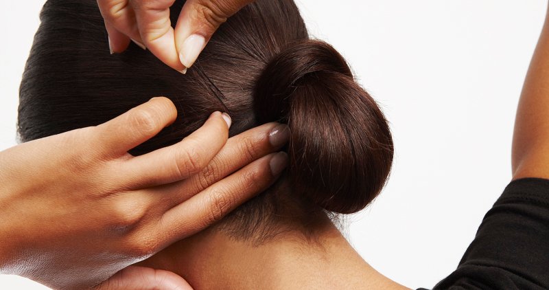 How to Master a Chignon Bun In 5 Easy Steps - L’Oréal Paris