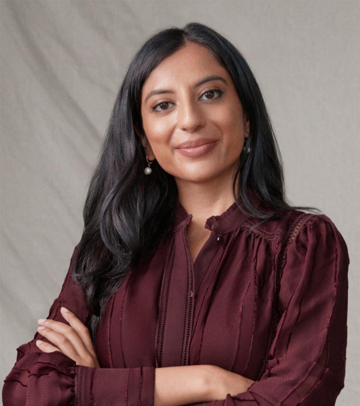 Women of Worth 2022: Meet Rina Madhani - L'Oréal Paris